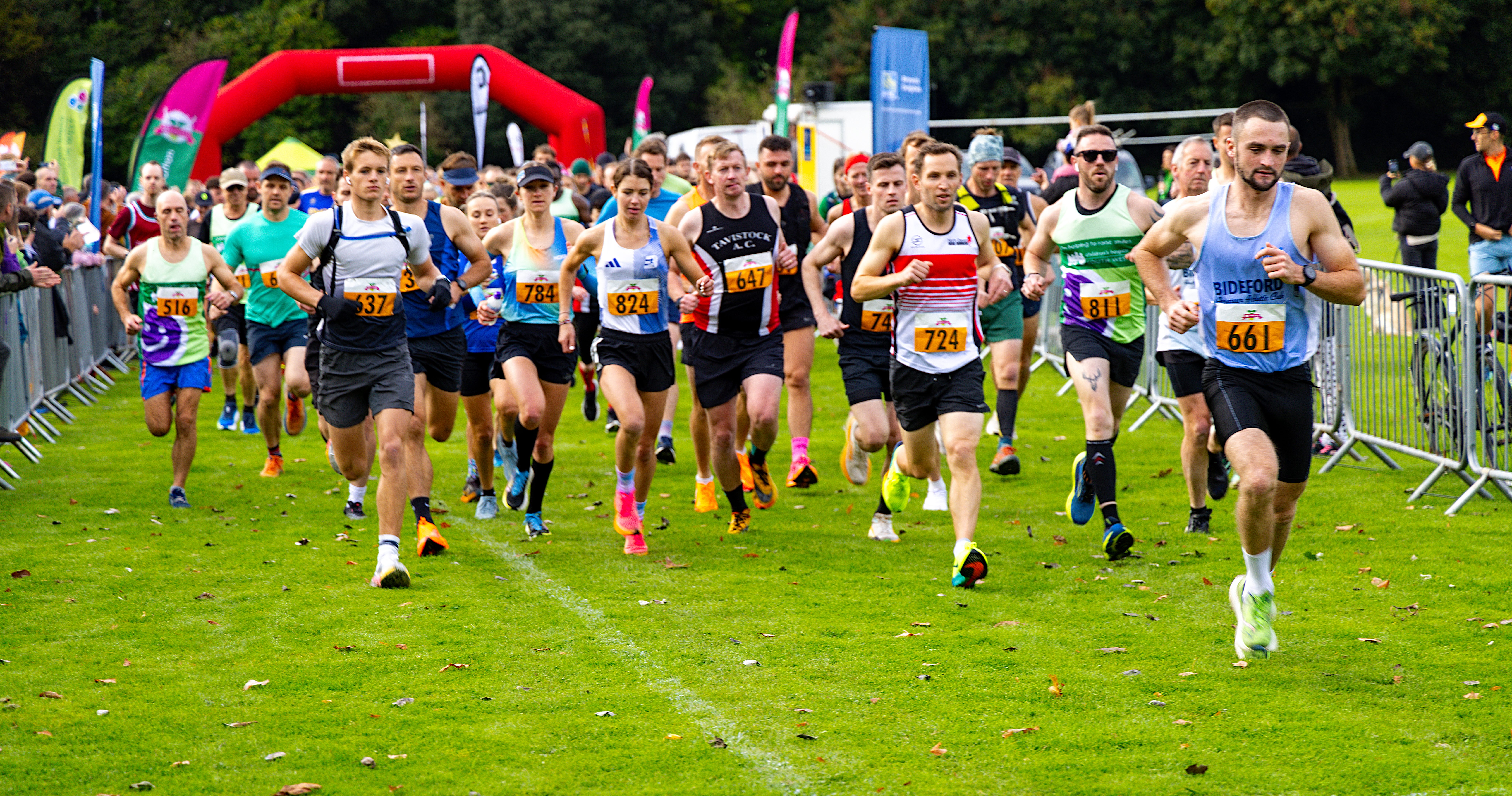 Hundreds of runners take part in RUN Barnstaple | Childrens Hospice ...